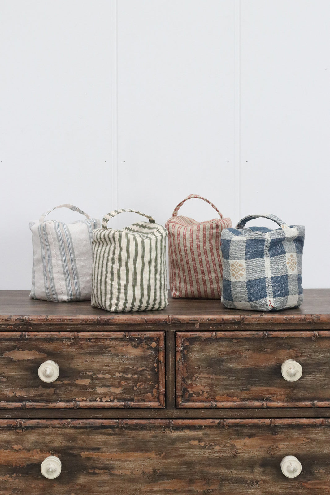 Lake House Collection – Studio Hám