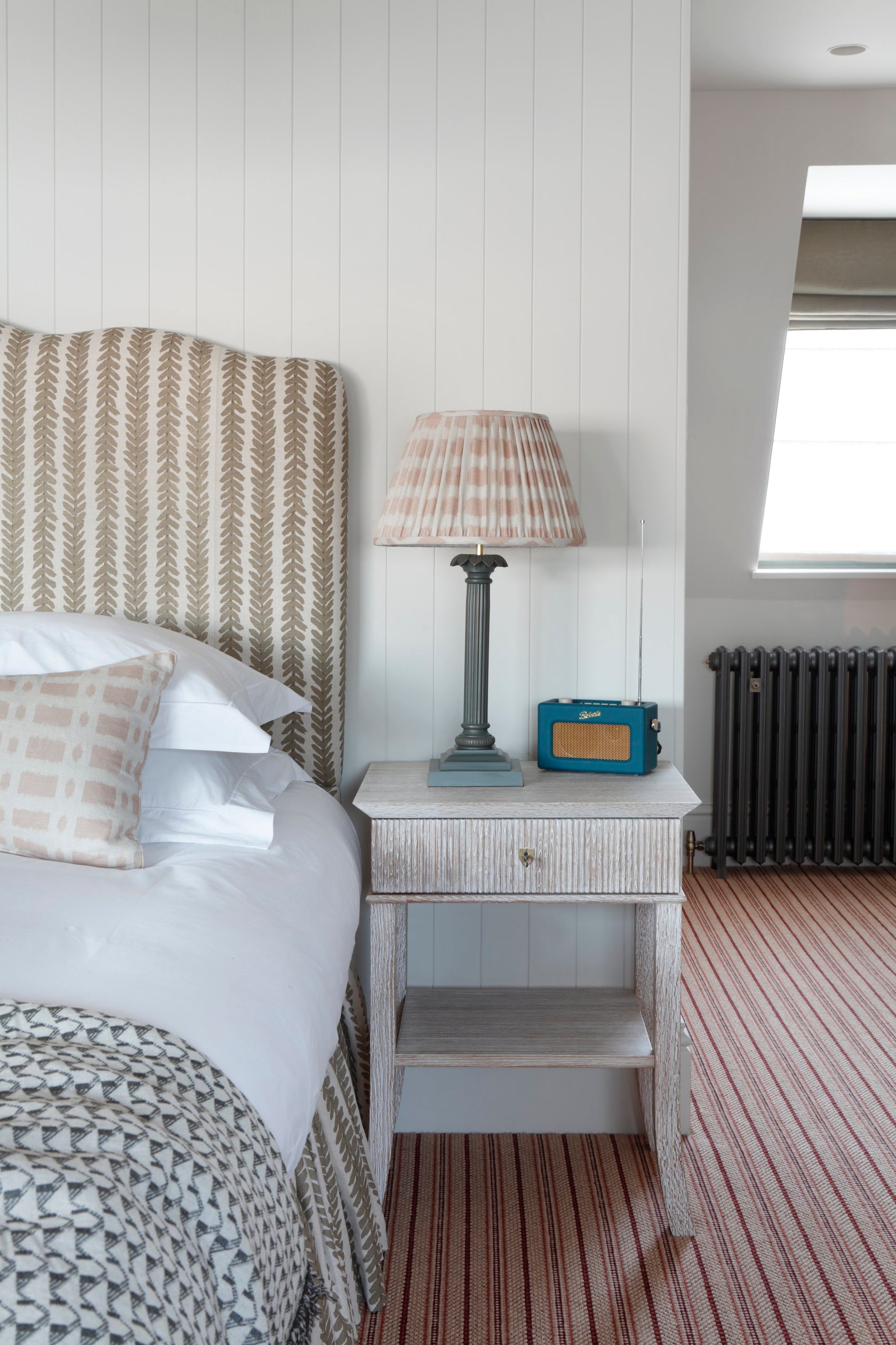 The Mini Harrison Bedside Table – Studio Hám