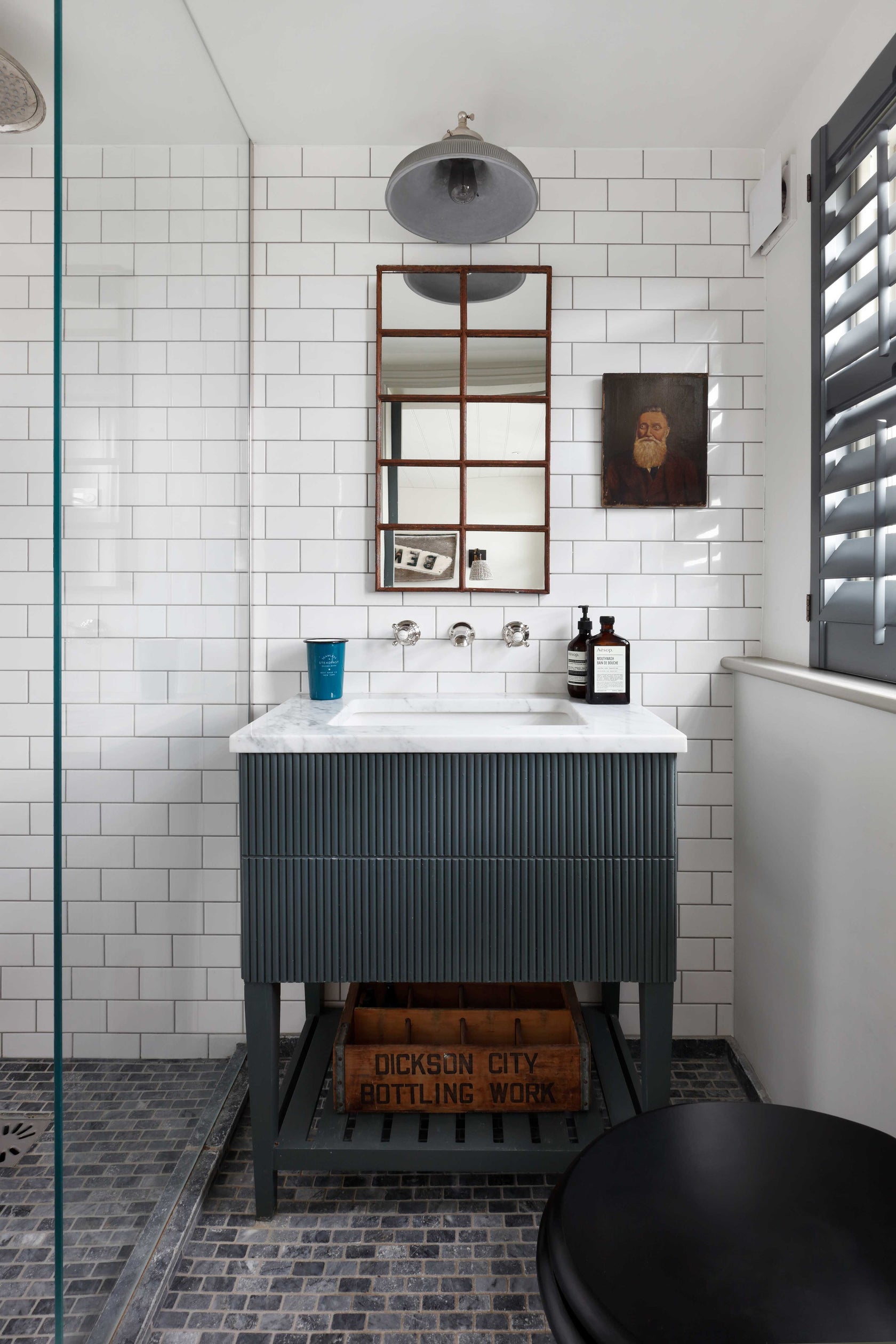 HÁM Original Reeded Vanity – Studio Hám